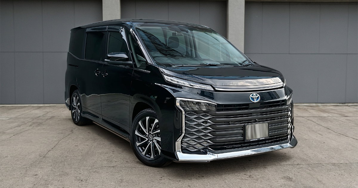 Toyota Voxy for Sale in Australia – Family 7 & 8 Seater Cars | Carbarn