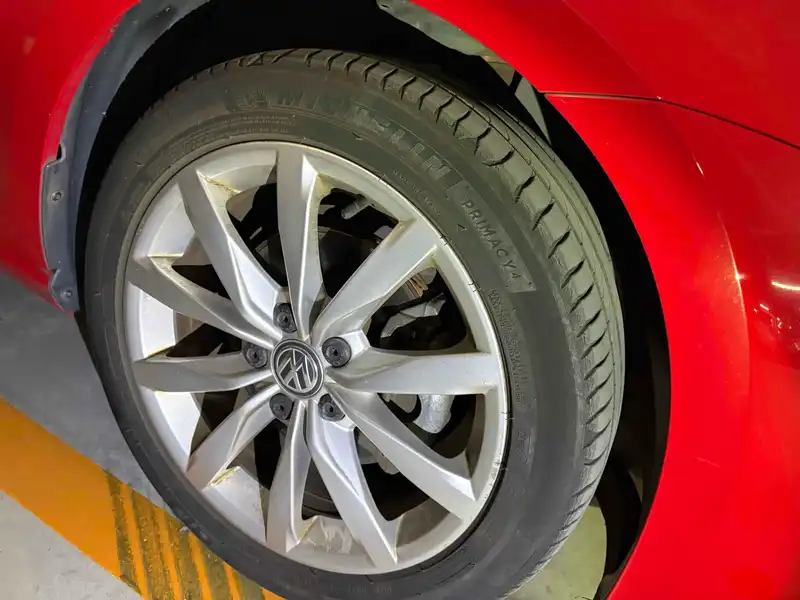 2014 Volkswagen Golf 5d Tsi High Line Bluemotion Techn 1400cc Red ...