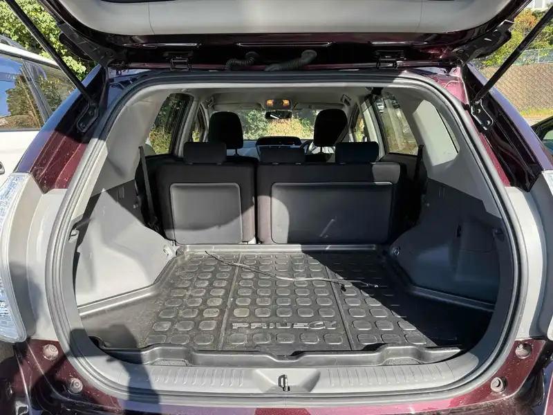 2014 Toyota Prius Alpha S Tune Black | Carbarn Uganda